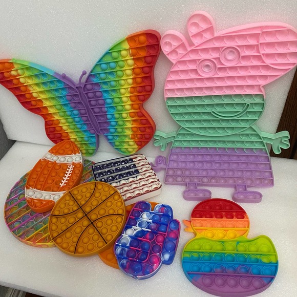 Unbranted | Toys | Pop Up Fidget Toy Lot Of 9 Peppa Pig Butterfly And ...